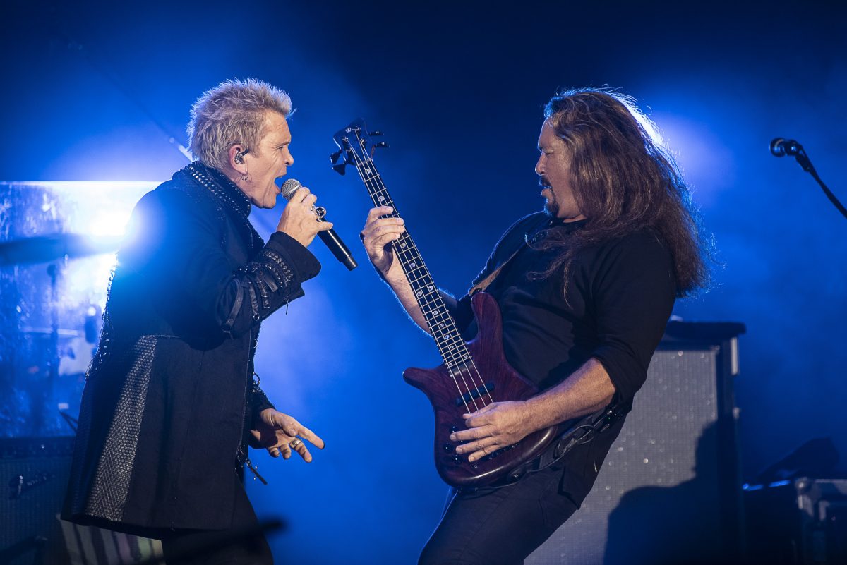 Billy Idol hace retumbar el Palacio de los Deporte | Freim TV